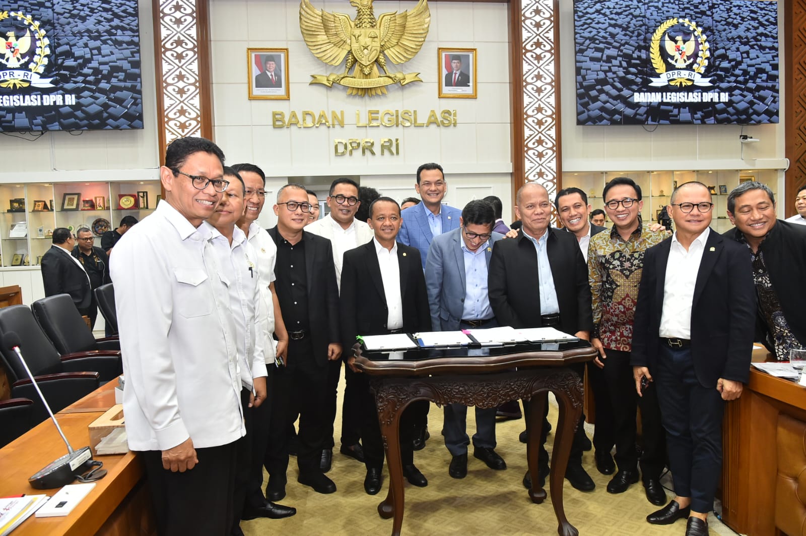 Kementerian ESDM RI - Media Center - Arsip Berita - Pemerintah dan DPR Sepakati RUU Minerba ...