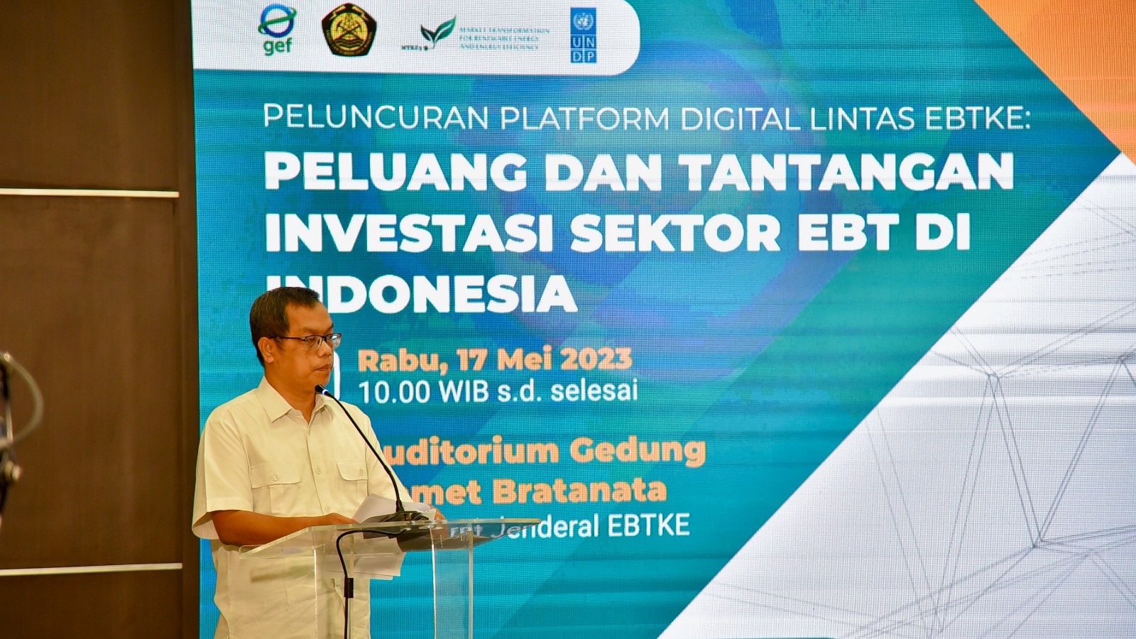 Kementerian ESDM RI - Media Center - Arsip Berita - Percepat Investasi ...