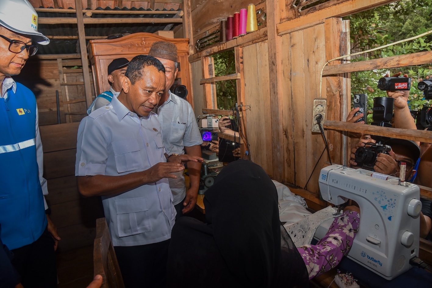 Kementerian ESDM RI - Media Center - Arsip Berita - SETAHUN BERDAMPAK ...