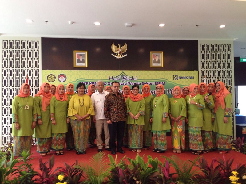 Kementerian ESDM RI - Media Center - Arsip Berita - Ketua DWP KESDM ...